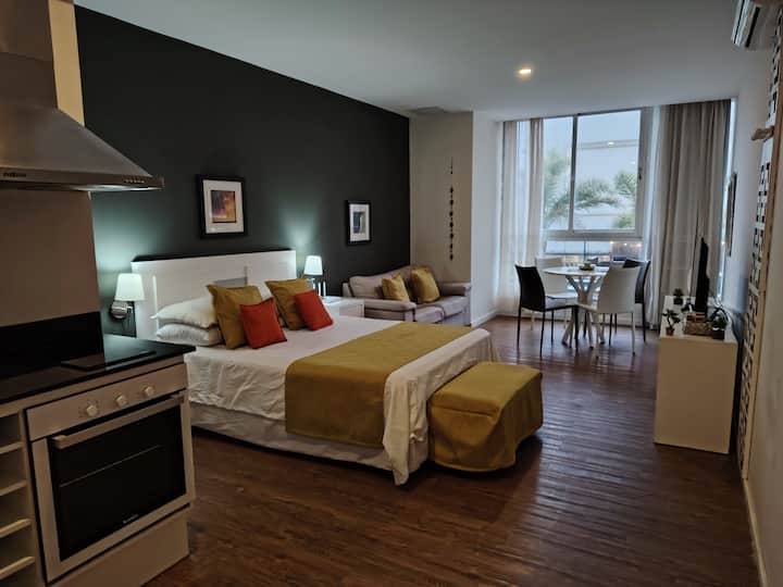 104 Cálido Estudio En Península - Punta del Este