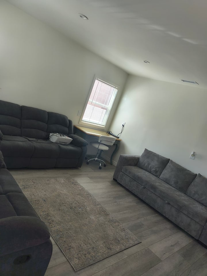 La Casita Bonita : Cozy Home ! - Downey, CA