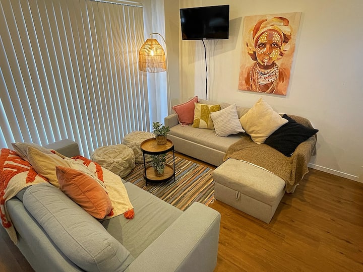 2br Townhouse W/ Full Kitchen - Beachlands