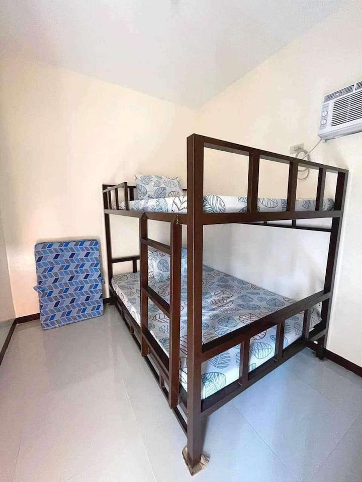 St. Rafael Beach Resort | Unit A - Lobo