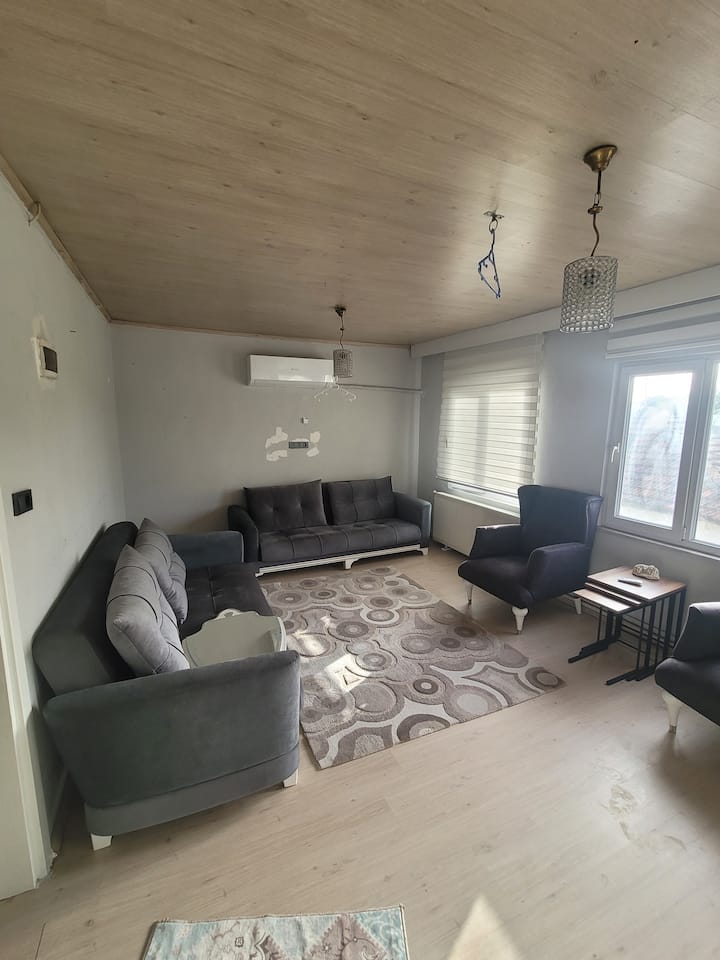 6 Kişi Kapesteli Taş Duvar Ev - Karahayıt