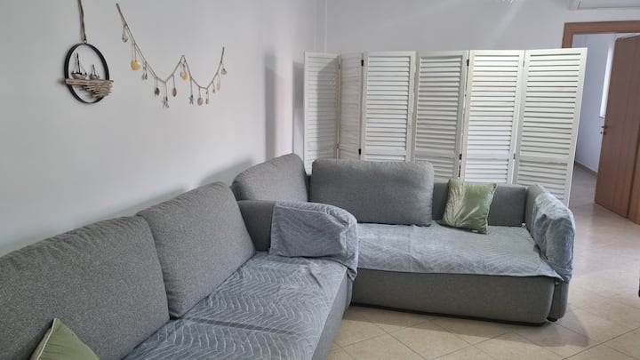 Golem Beach Apartment Rooftop Pool View Sleeps 10 - Albania