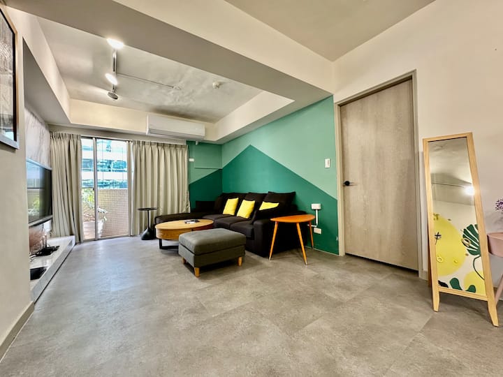 (新)靠近台北101/世貿中心/大巨蛋/夜市/mrt、空間寬敞4臥房2浴室適合家庭住宿 - Beitou District