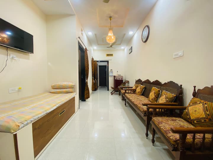Entire 2bhk Near Ambuja City Centre - Raipur