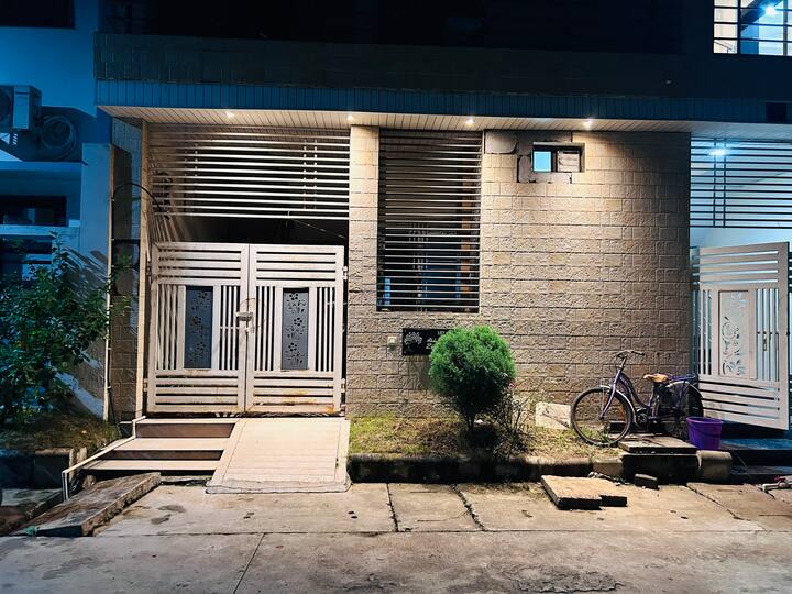 Entire 2bhk Near Ambuja City Centre - Raipur