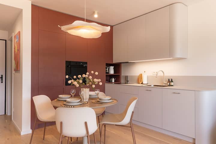 Krásny Nový Apartmán V Centre, Bezplatný Parking - Bratislava
