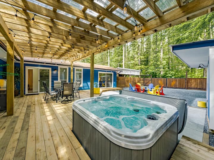 Spectacular Luxury Outdoor Space - Chilliwack