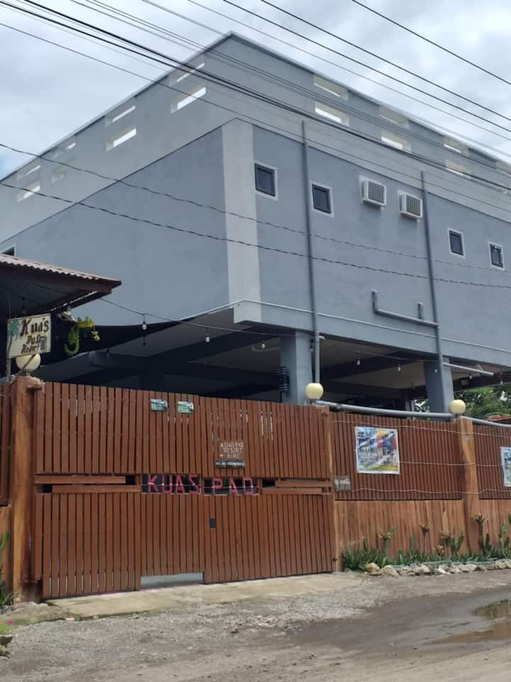 Kua's Pad Batangas Ac Big Room 2 - Lian