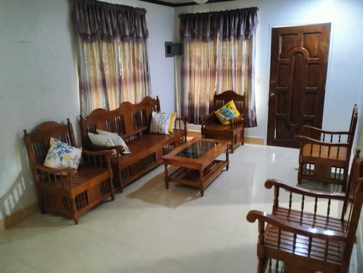 Villa Gray 3: Your  Cozy Home In Tupi - Koronadal City