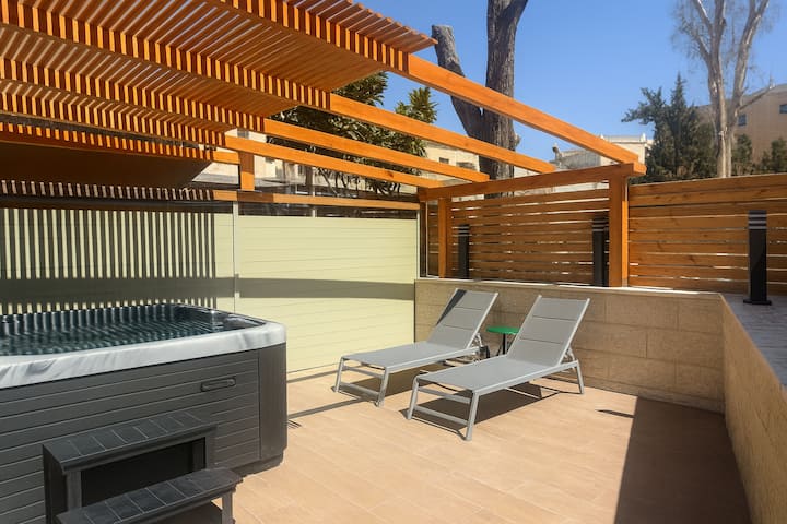 Mamilla View Jacuzzi+2bd+yard - Jerusalem