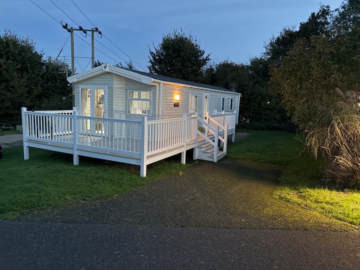 Shanklin Isle Of Wight Park Dean Resorts
Lowerhyde - Isle of Wight