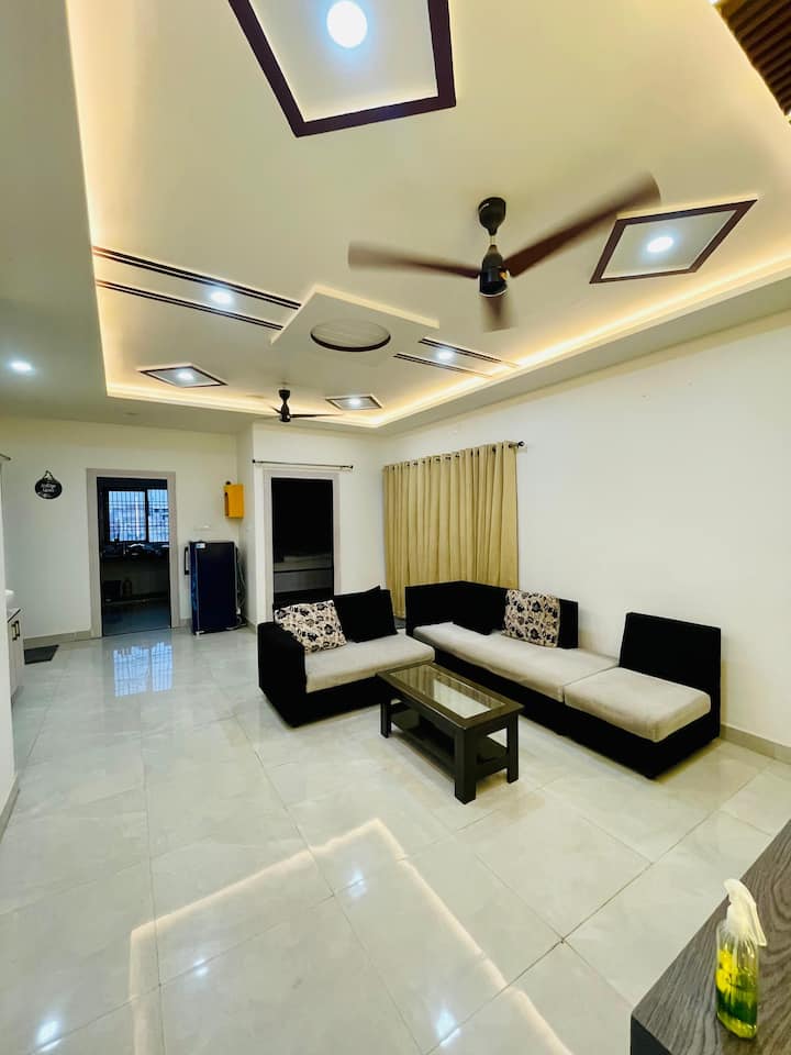 Saanjh Luxurious 3bhk By Arpit (Near To Kv Temple) - Varanasi