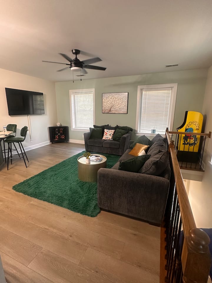 Emerald Loft Downtown Etown - Elizabethtown, KY