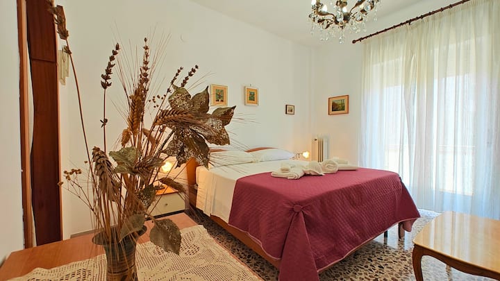 Aura Lucis, Elegant Apt For 8, Parking + Wi-fi - Syracuse
