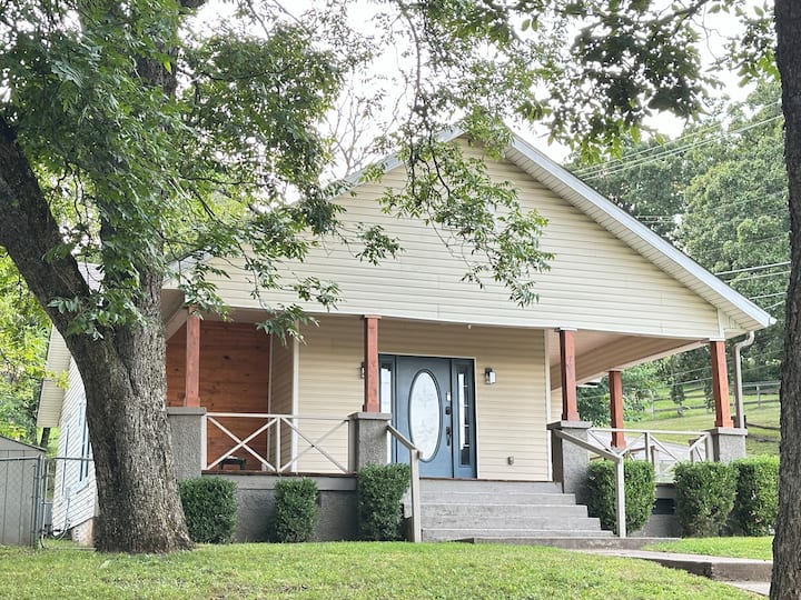 Grace Manor - Van Buren, AR