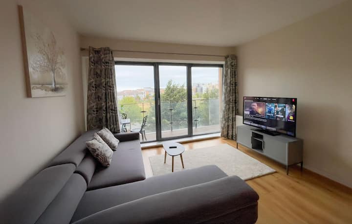 Cozy 1-bedroom Apartment Near Airport - Malahide