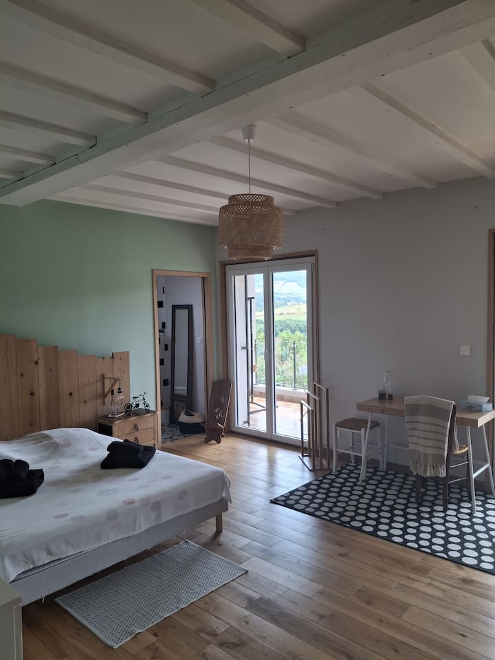 Chambre Aux Portes Du Beaujolais - Tarare