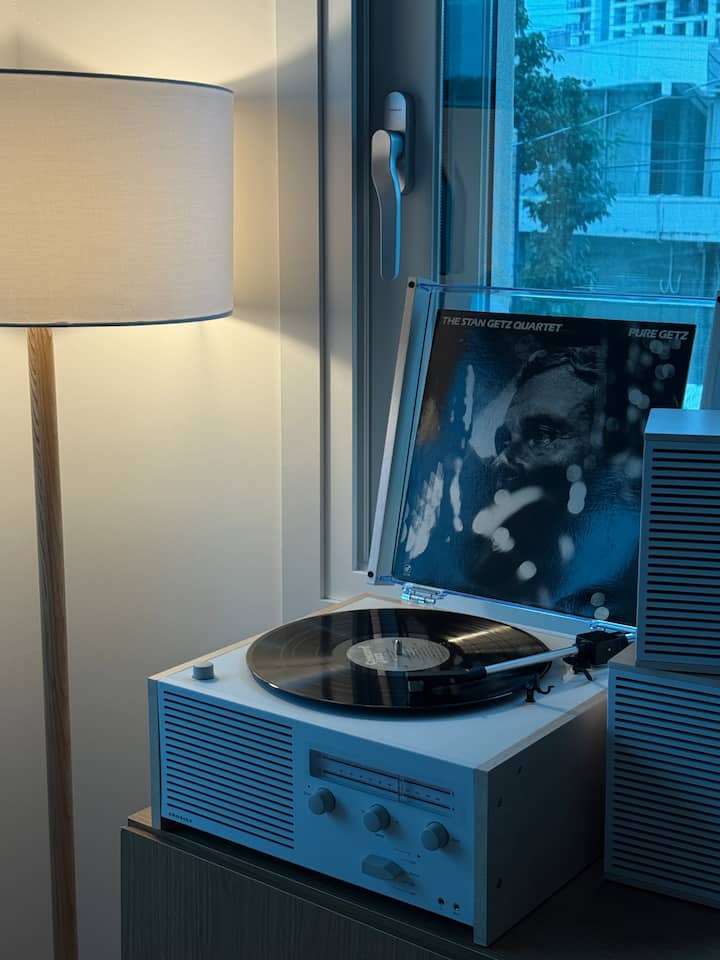 죽도해변 도보 1분, 복층 감성스테이 오솔담 - South Korea