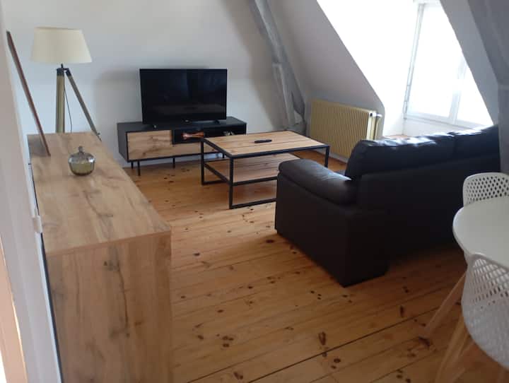 Appartement Rénové 46m2 - Climatisé Et Calme - Sainte-Fortunade