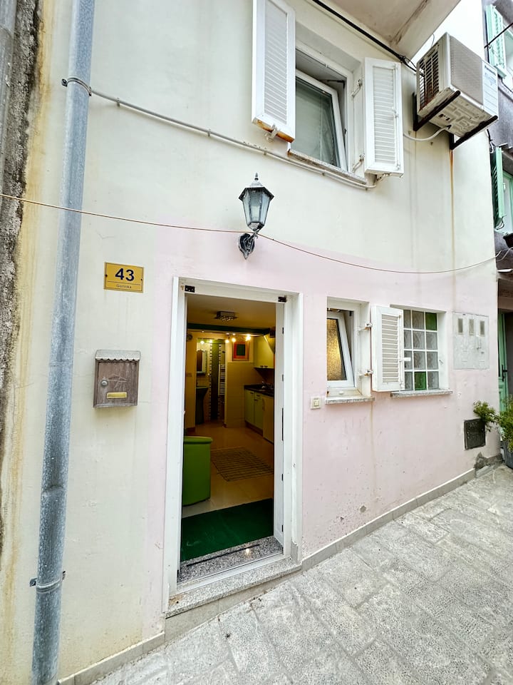 Traditional Croatian Apartment - Baška