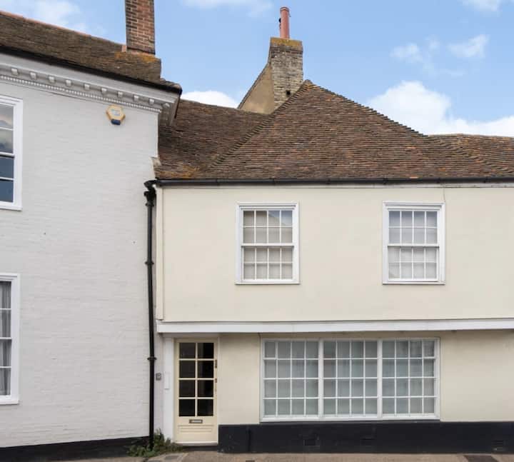 The Sandwich Hideaway - Deal