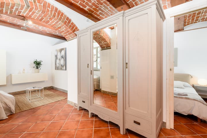 Nel Cuore Di Bra - Intero Alloggio Con Volte - Bra