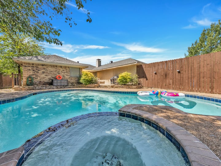 New Lush Haven 4br Pool L Games | Near Lake & Dfw - Flower Mound, TX