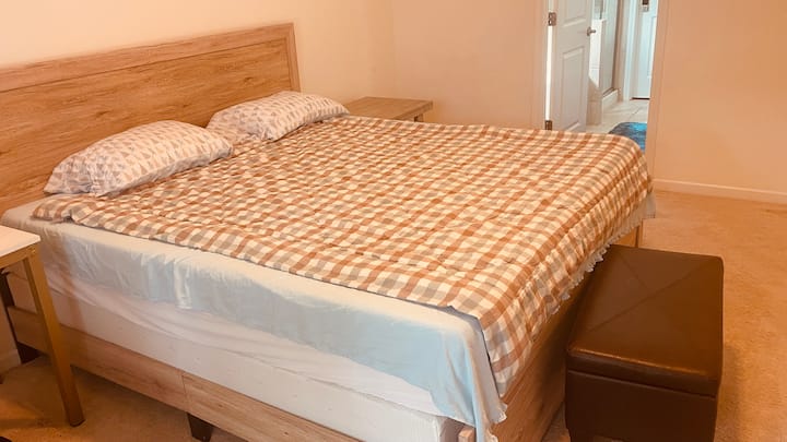 Master Bedroom W/master Bathroom Close To Rtp/rdu - Cary, NC