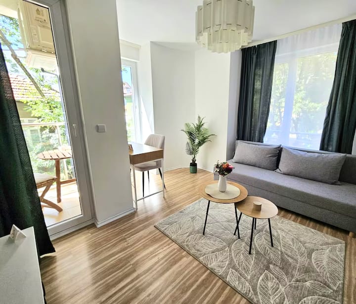 Modern Boutique Apartment - Central & Quite - Sofia