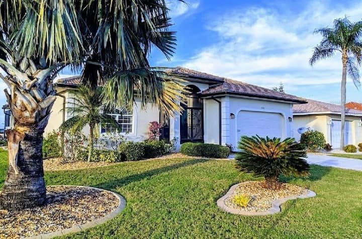 Deluxe Pgi Home W/ Heated Pool! - Punta Gorda, FL