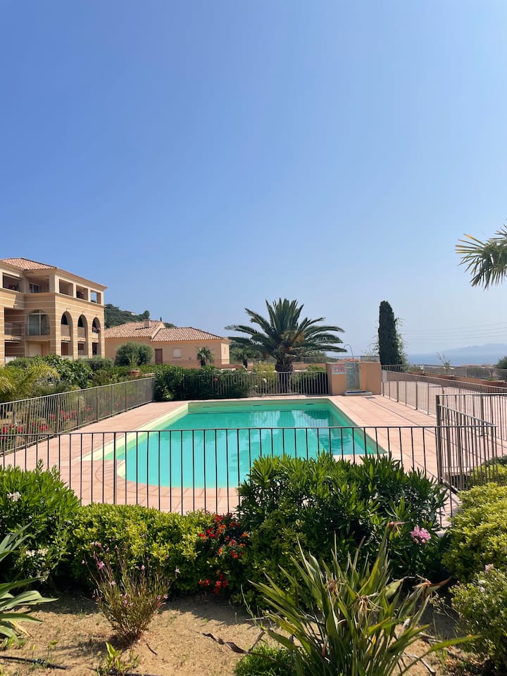 T2 Vue Mer Et Montagne, Grande Terrasse Au Calme - L'Île-Rousse
