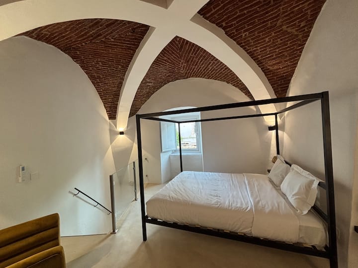 Qo | Terrace Suites - Cordovil - Borba