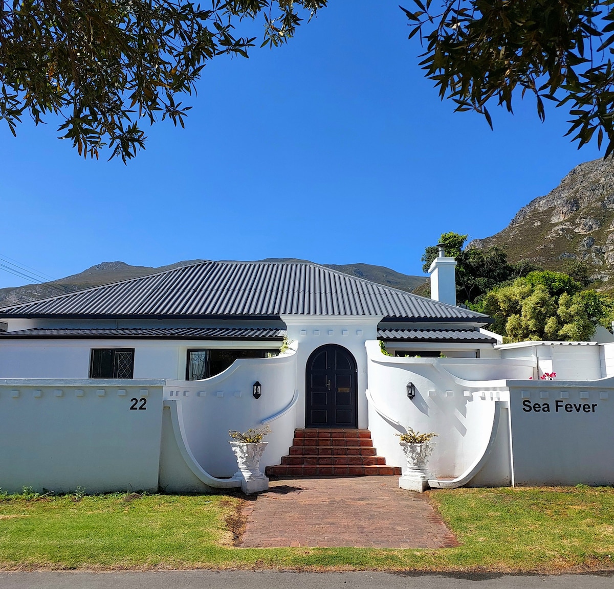 Sea Fever, Voëlklip, Hermanus - Houses for Rent in Overstrand Local ...