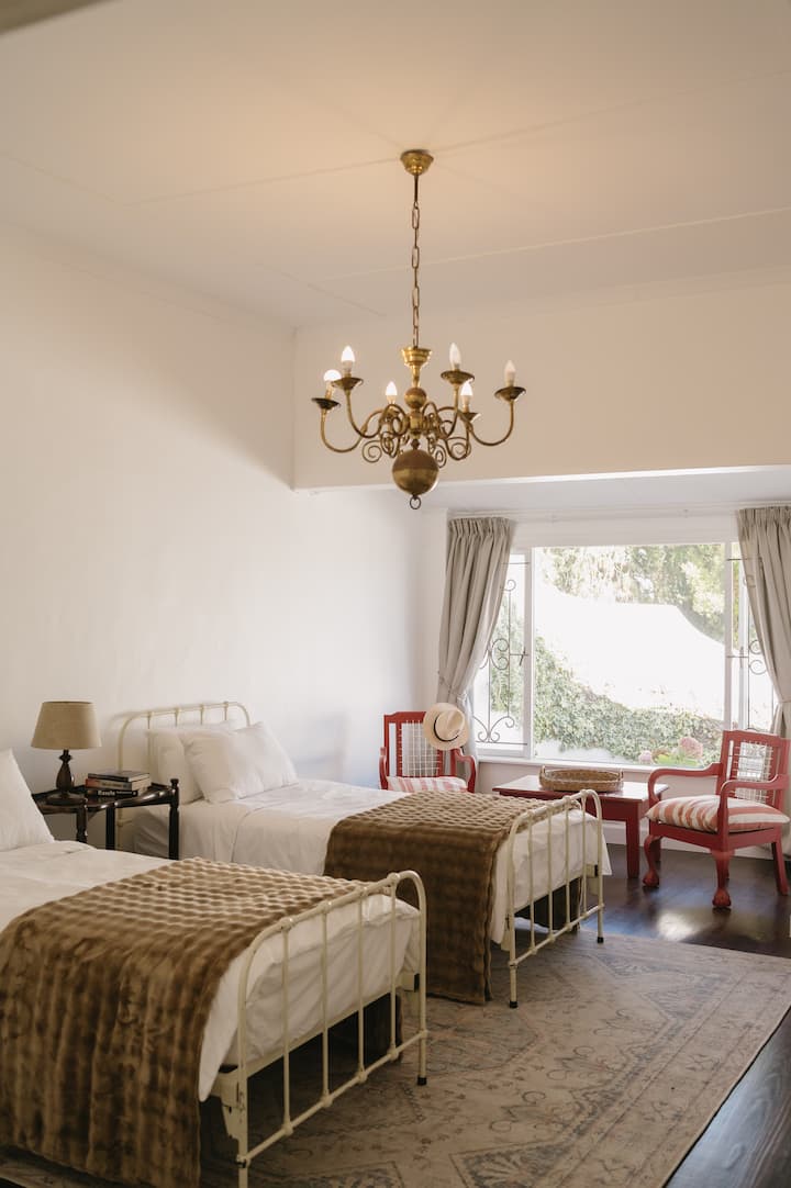 Sea Fever, Voëlklip, Hermanus - Houses for Rent in Overstrand Local ...