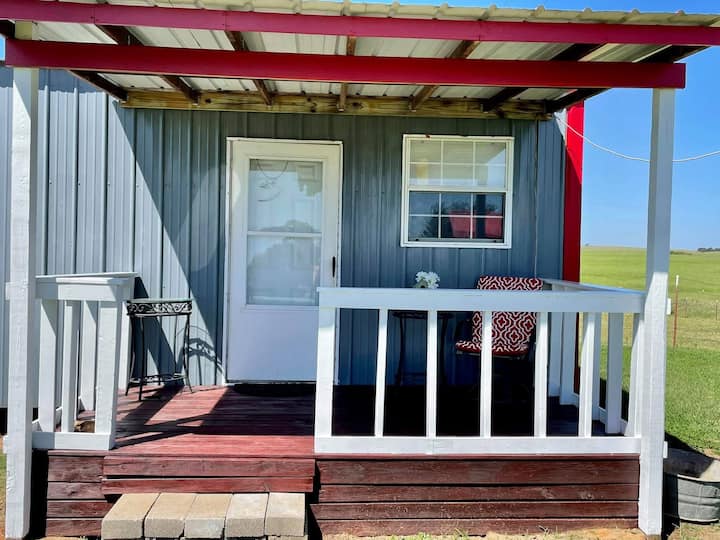 5150 Ranch Cowboy Cottage - Yale, OK