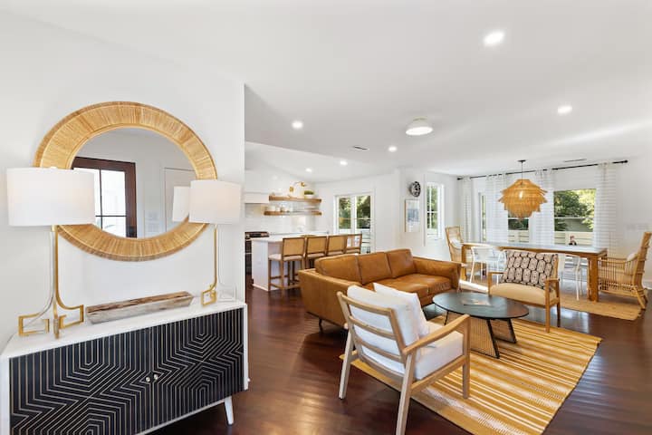 Coastal Retreat | 4br | Walk To Beach & Pickleball - Mount Pleasant, SC