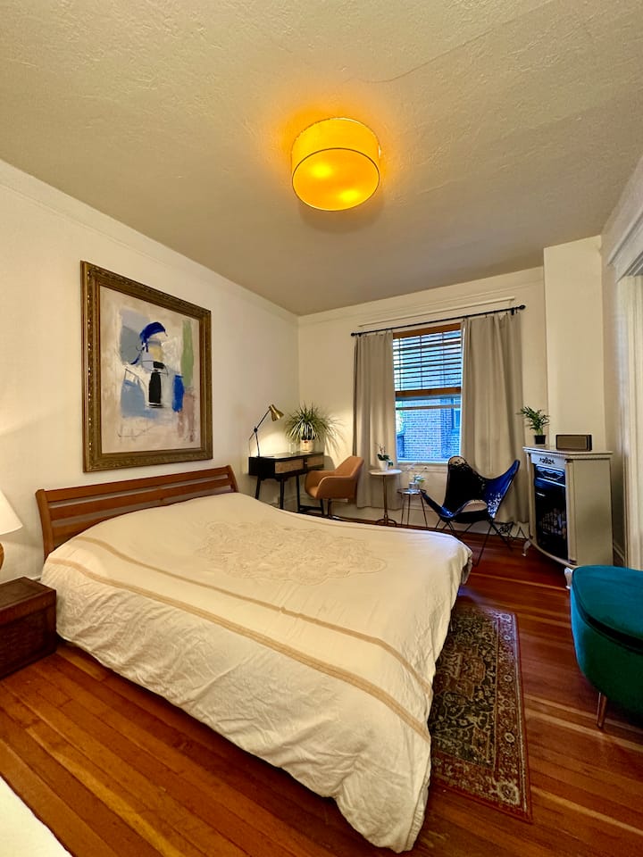 Charming Nob Hill Studio - Portland, OR