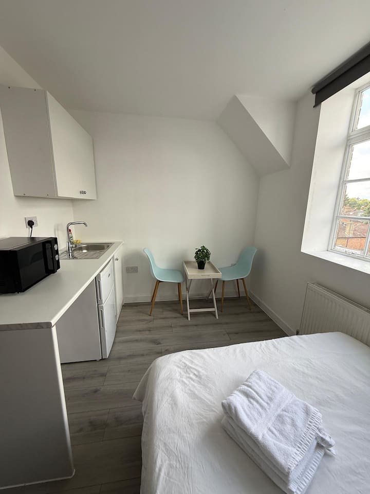 Stylish Flat Next To Station Ha8 - Mill Hill