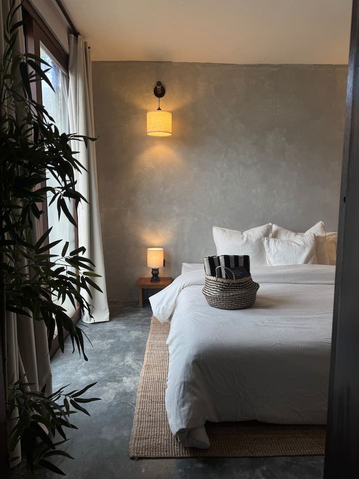 Japandi Loft-private Pool & Outdoor Shower | Osaka - San Juan