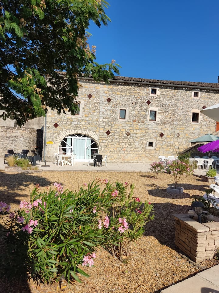 Gîte Les Cigales à Grospierres Gite Eglantier - Ruoms