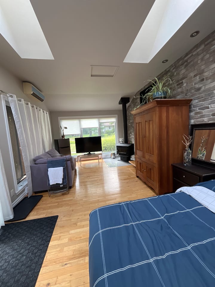 Mini Loft Privé-lumineux-tranquille-confort+café - Mirabel