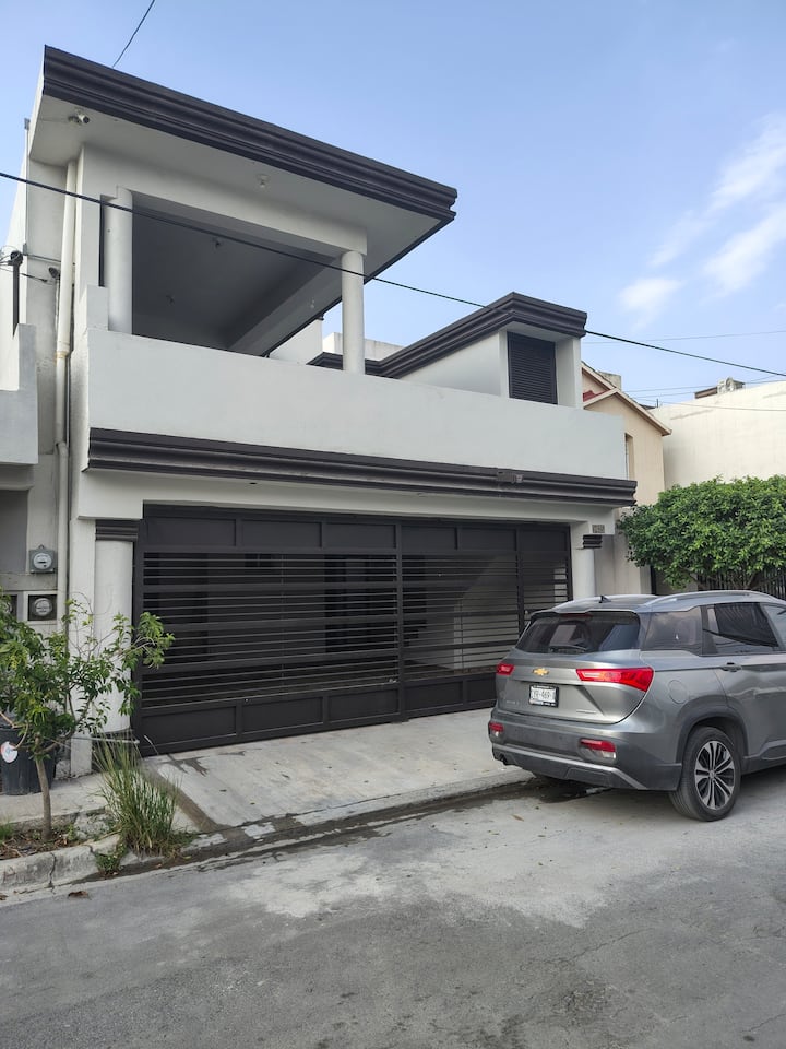 Departamento Planta Alta - Guadalupe, Mexico