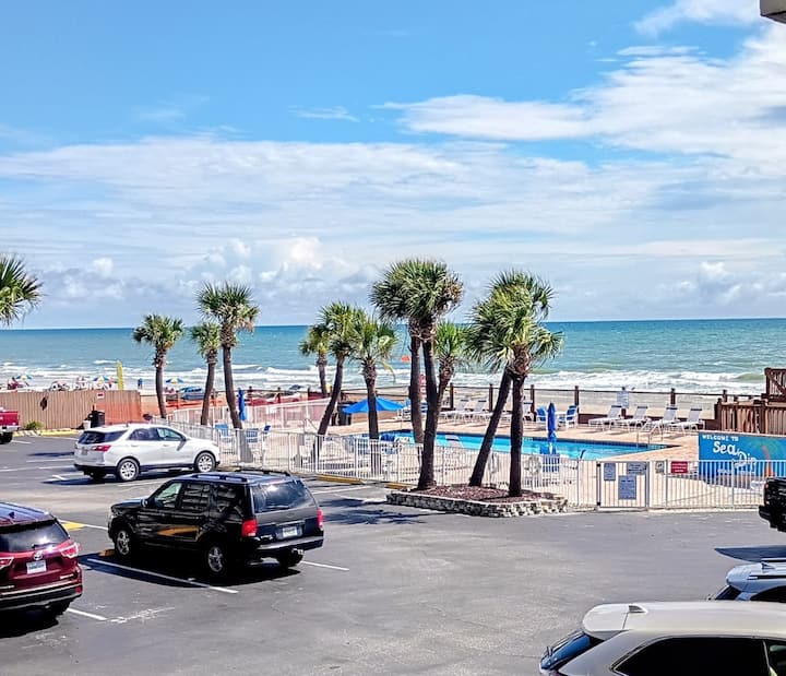 | Private Balcony | Studio Condo In Daytona Beach - Daytona Beach, FL
