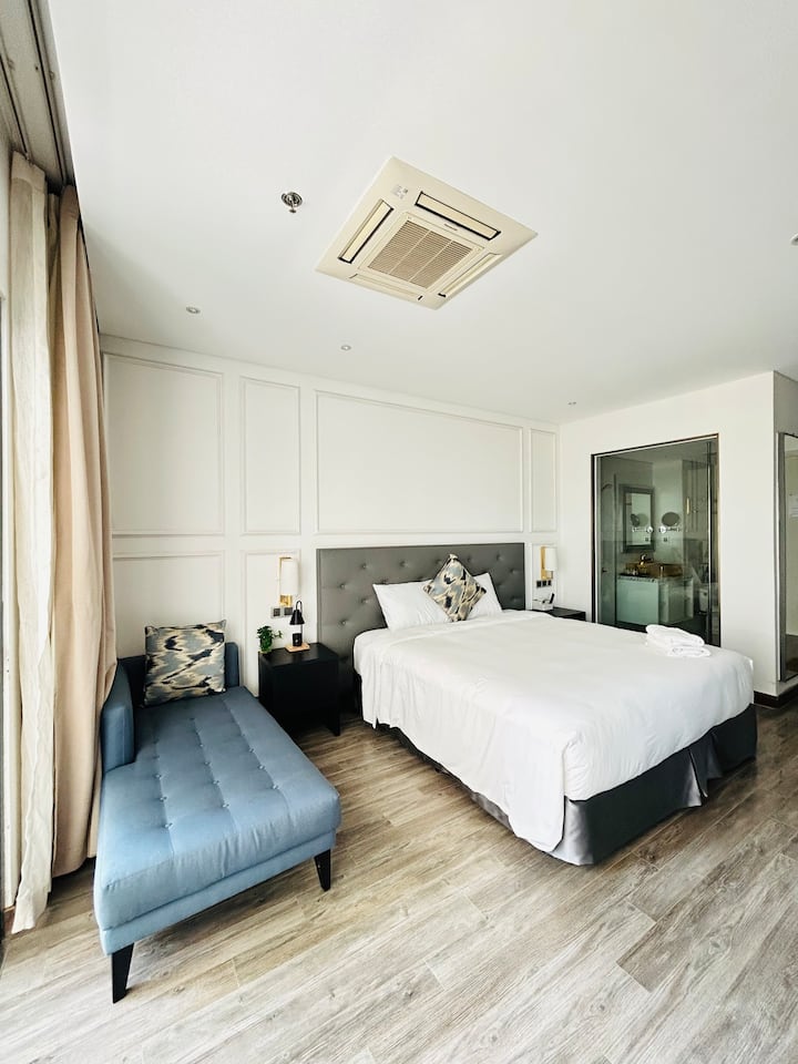 Wyndham | Studio | Ban Công | Hồ Bơi Vô Cực - Đà Nẵng