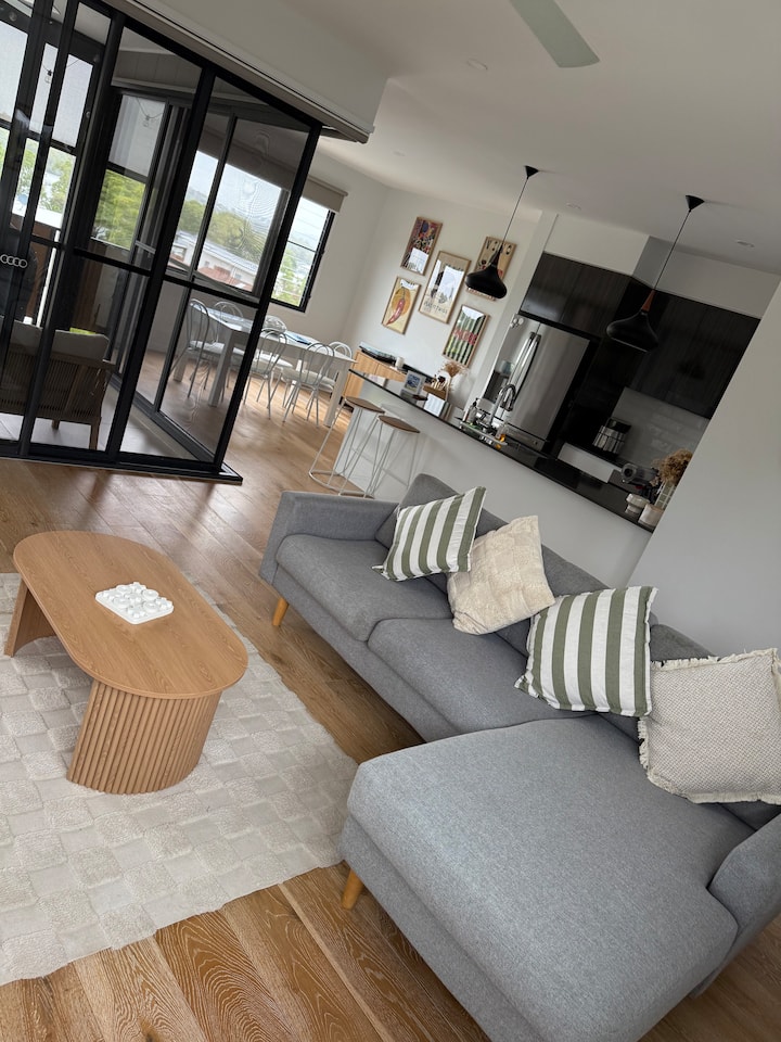 Coastal Townhouse - Tweed Heads - Coolangatta