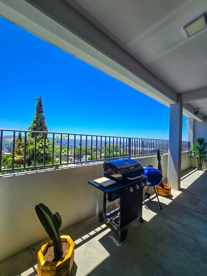 ¡Depa Con Terraza Y Vibe úNica + Vista Increíble! - Tijuana
