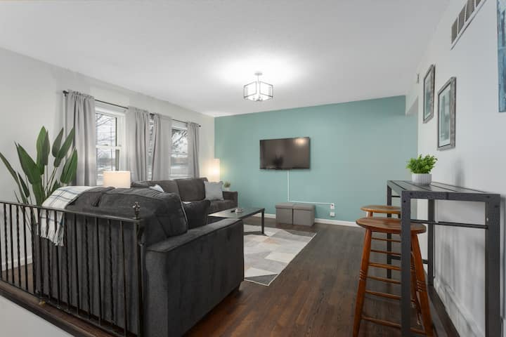 King Beds_walk To Shops Restos - Kansas City