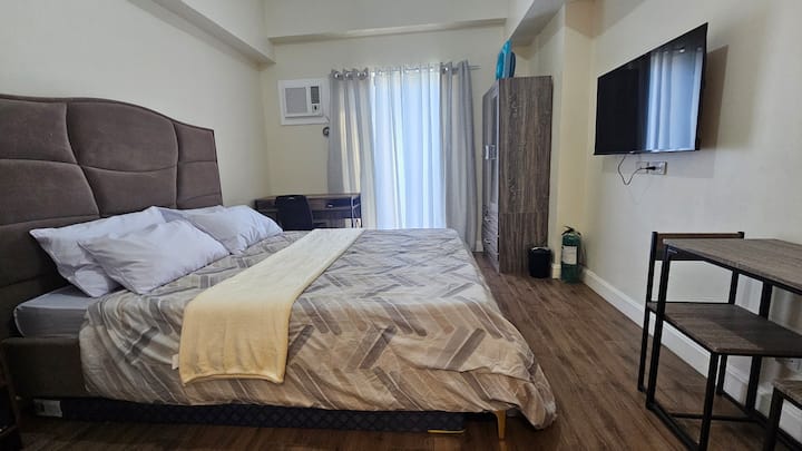 Modern Condo In Grand Residences Cebu Near It Park - Cebu