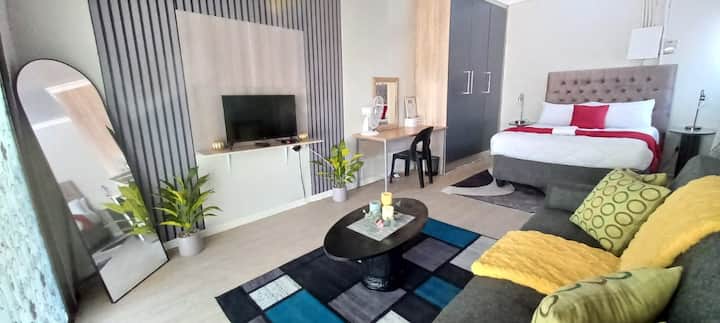 The Converted Space - Self Catering - Welkom