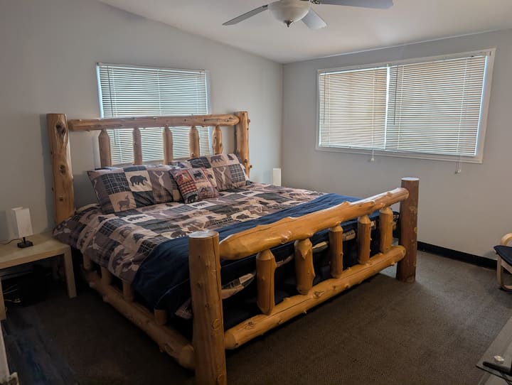 Small Homey Getaway - Porcupine Mountains, MI